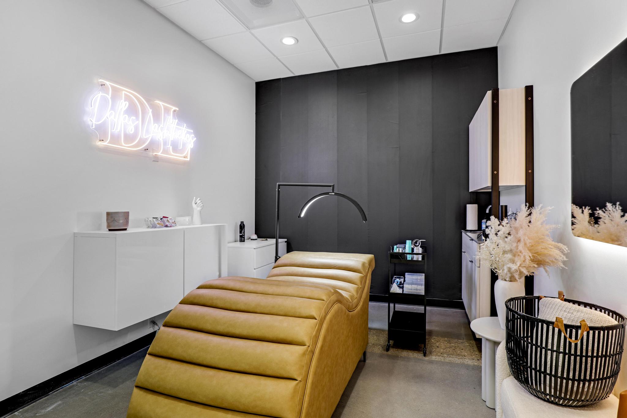 The Perfect Salon Suite for Successful Lash Artists - IMAGE Studios