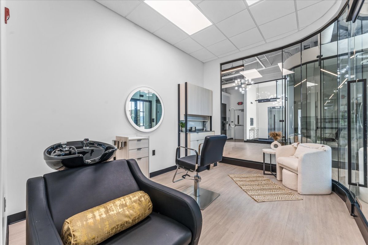 Salon Suites for Hair Stylists & Barbers - IMAGE Studios